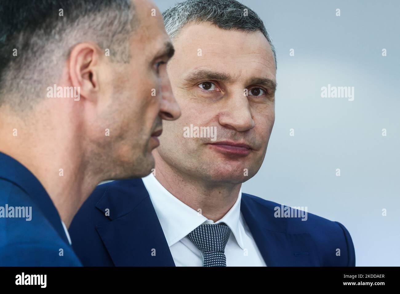 Brothers vitali klitschko hi-res stock photography and images - Alamy