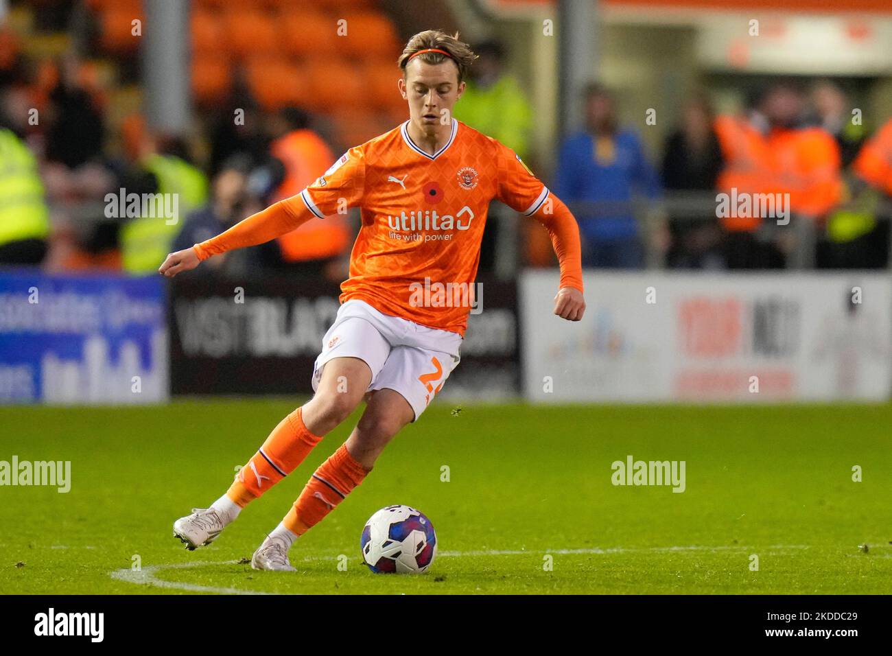 Callum Wright #24 of Blackpool during the Sky Bet Championship match ...