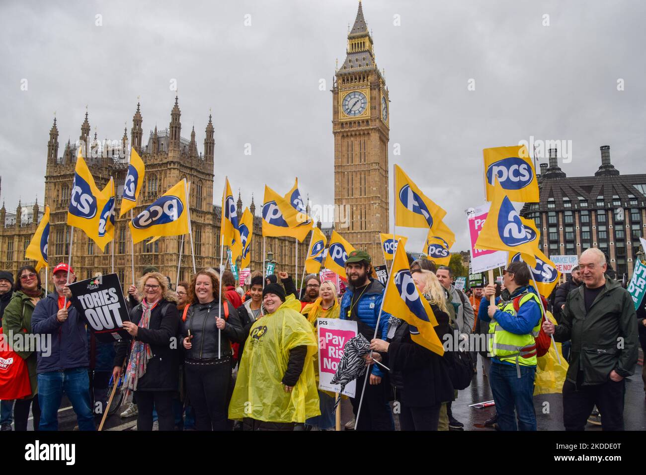 London, England, UK. 5th Nov, 2022. PCS Union members on Westminster ...