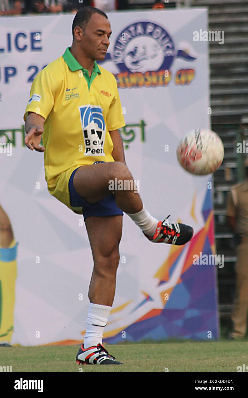 Kolkata, India. 05th Nov, 2022. Brazil legend Cafu (Yellow Jersey) in a ...