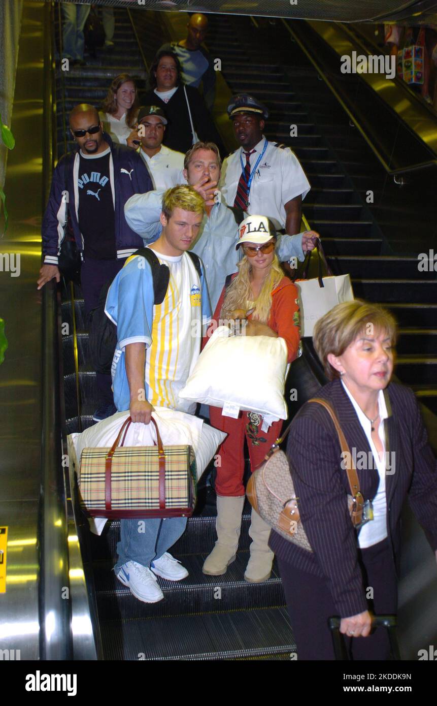 Nick carter and paris hilton hi-res stock photography and images - Alamy