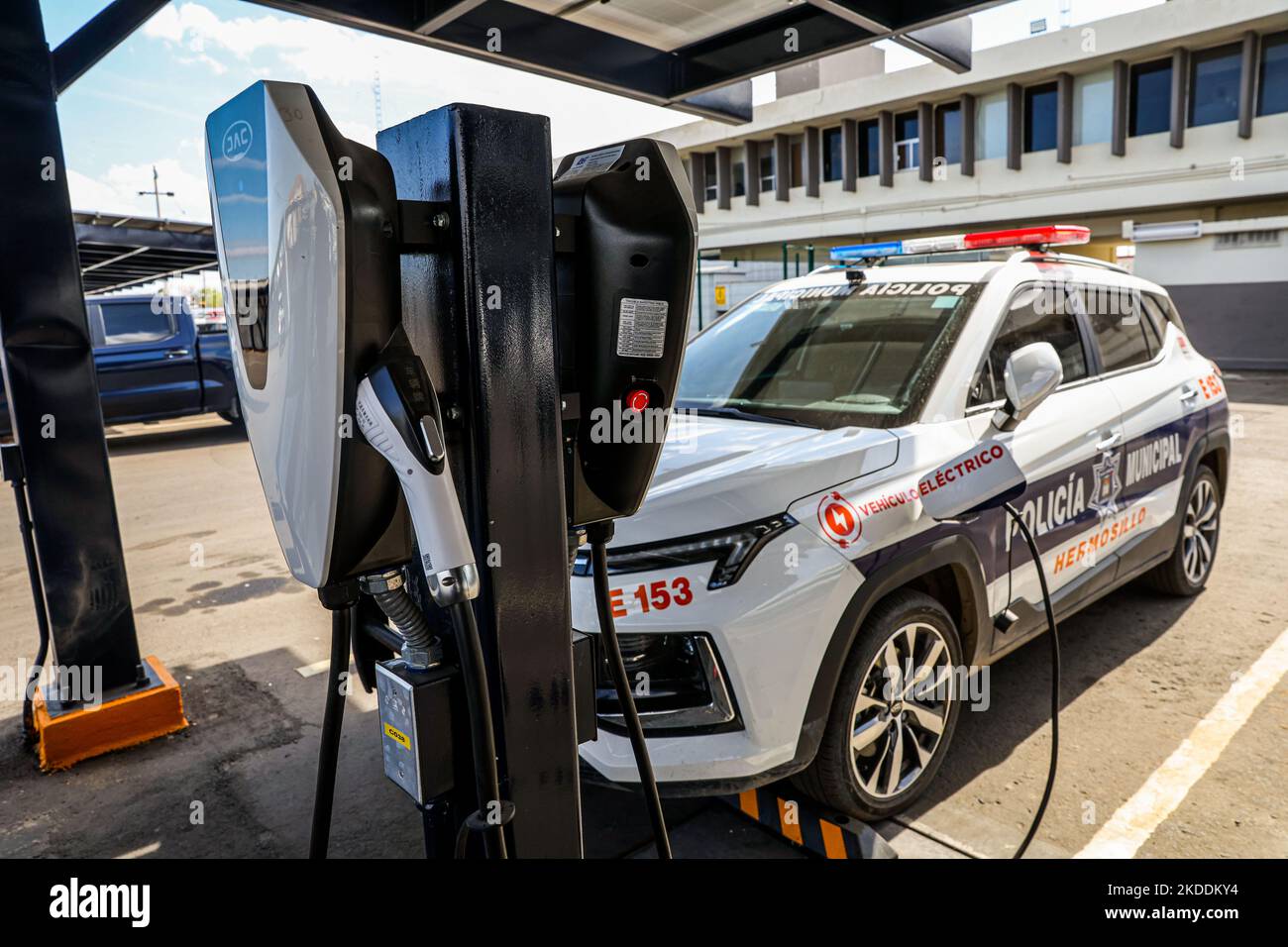 Electric patrols in the yard of the municipal police of Hermosillo ...