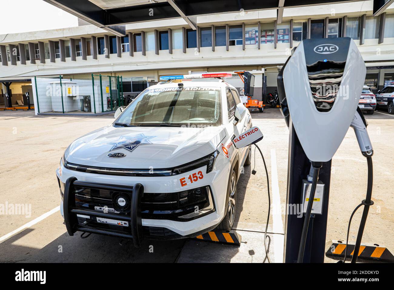 Electric patrols in the yard of the municipal police of Hermosillo ...