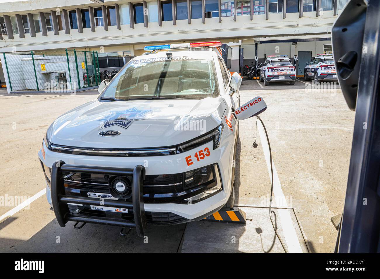 Electric patrols in the yard of the municipal police of Hermosillo ...