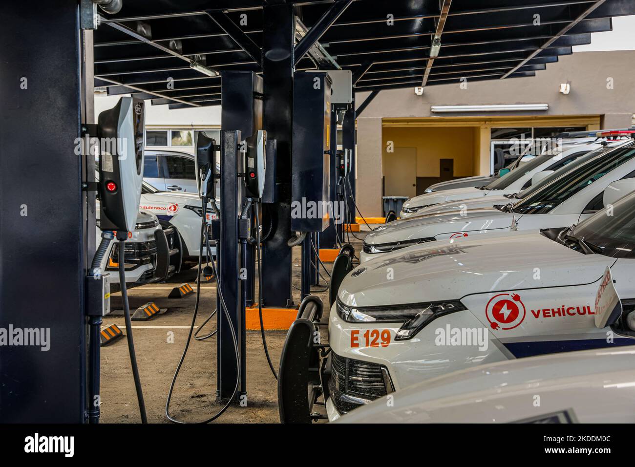 Electric patrols in the yard of the municipal police of Hermosillo ...