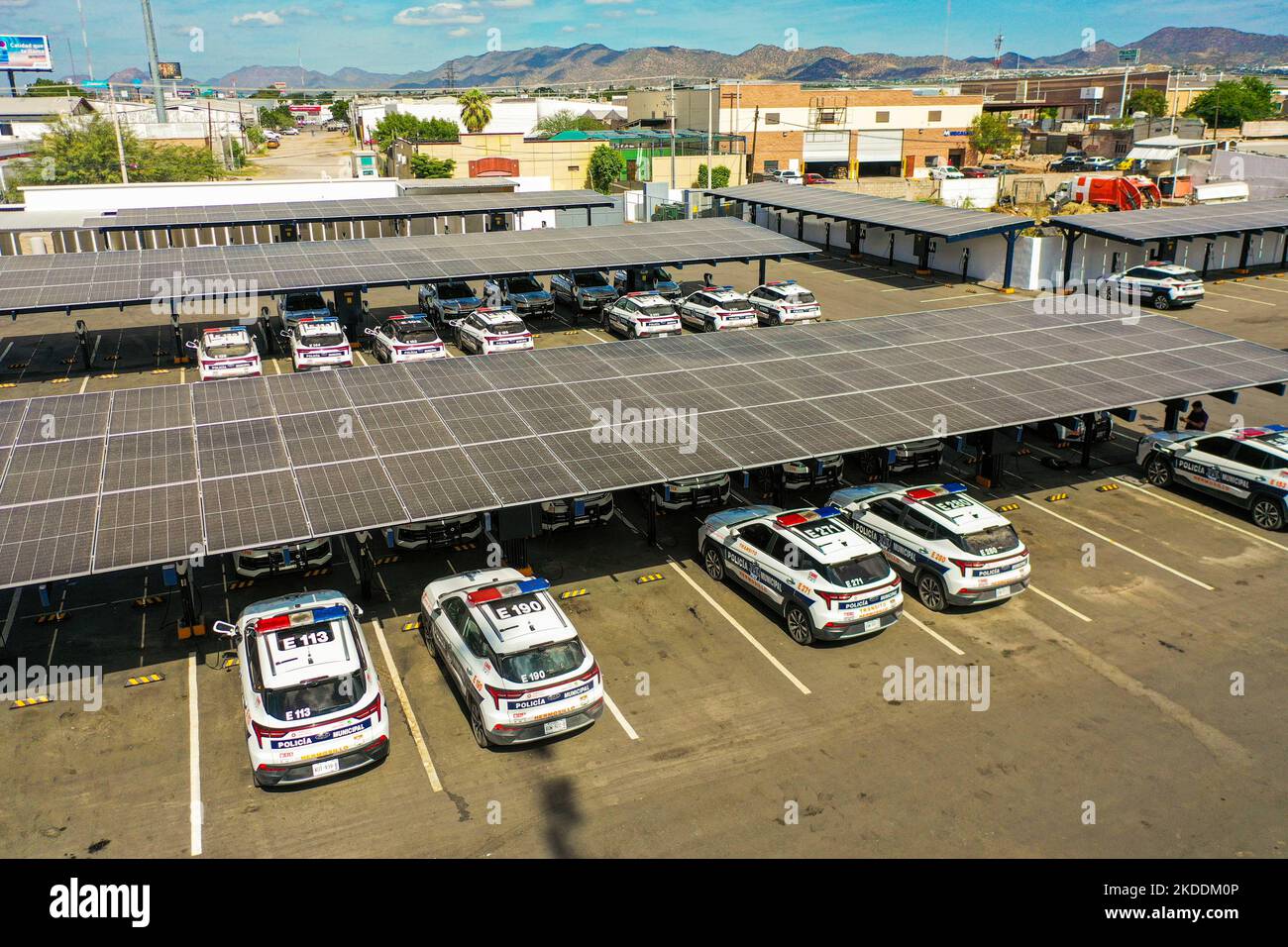 Electric patrols in the yard of the municipal police of Hermosillo ...