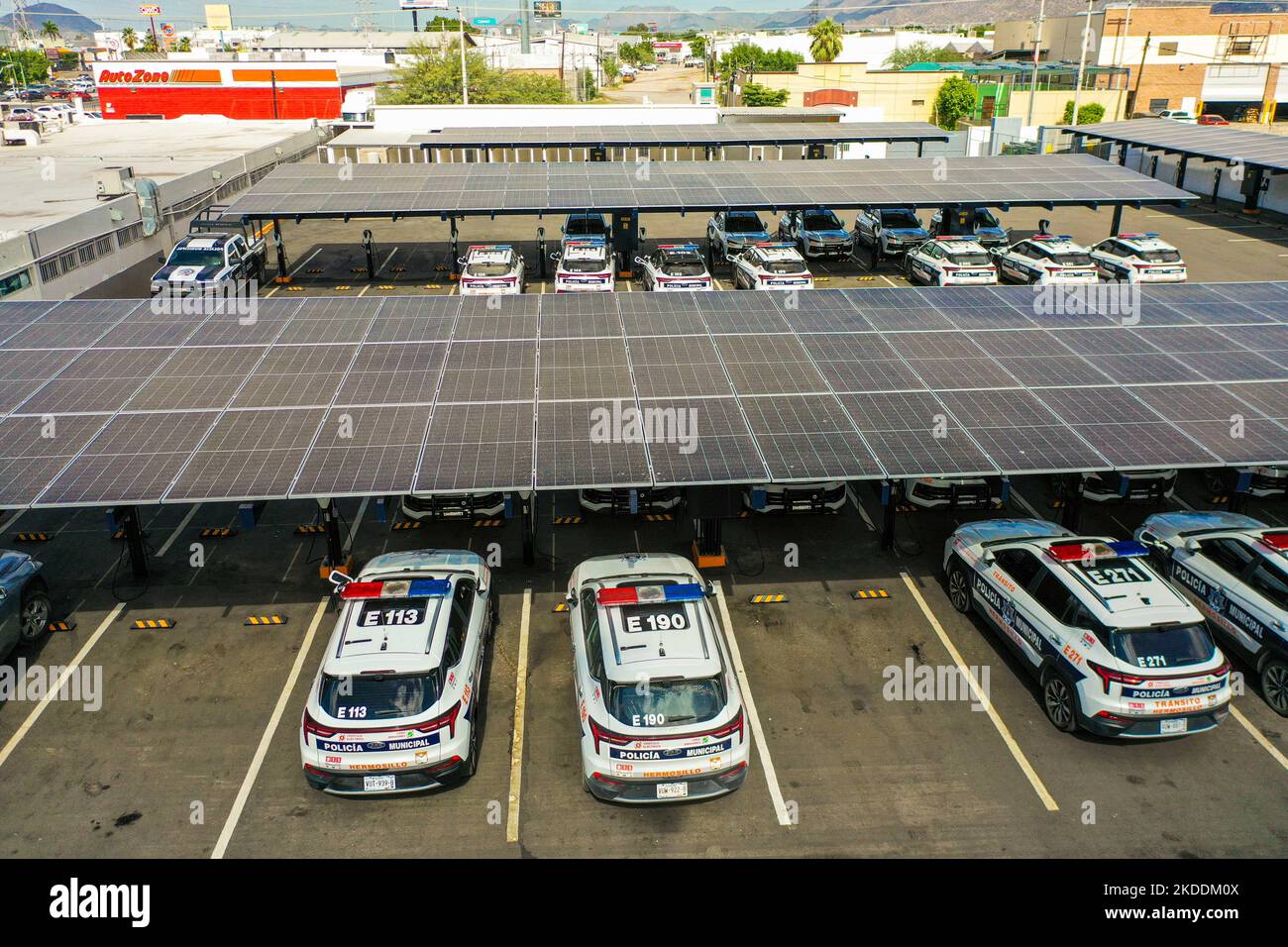 Electric patrols in the yard of the municipal police of Hermosillo ...