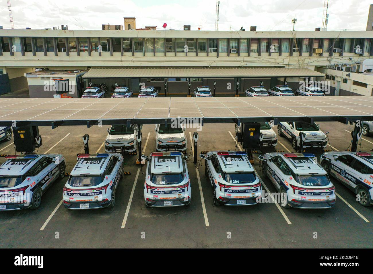 Electric patrols in the yard of the municipal police of Hermosillo ...