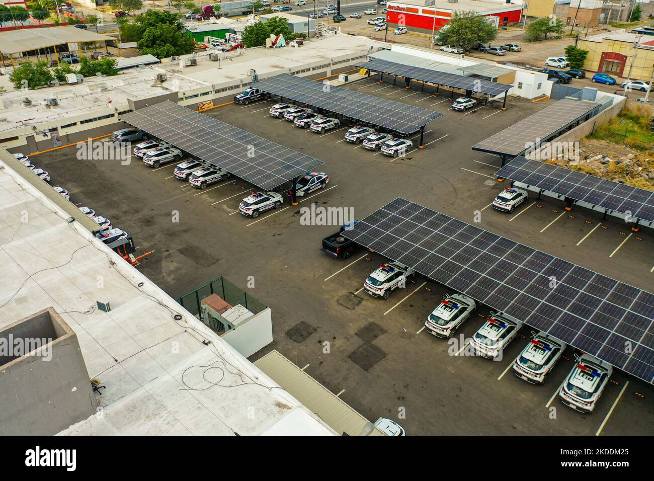 Electric patrols in the yard of the municipal police of Hermosillo ...