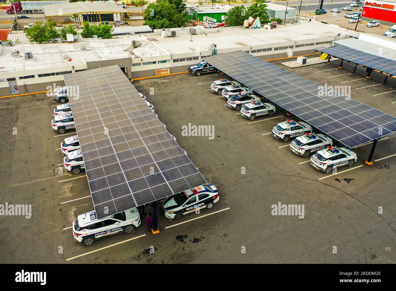 Electric patrols in the yard of the municipal police of Hermosillo ...