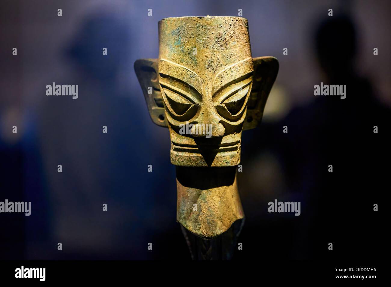 Exquisite Bronze Artifacts from Bashu and Sichuan Regions in Ancient ...