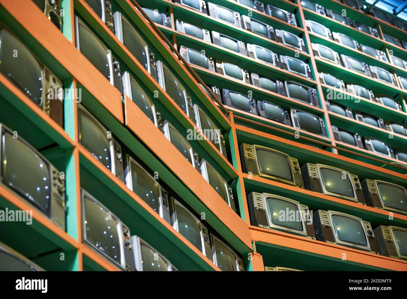 Retro tv set collection hi-res stock photography and images - Alamy