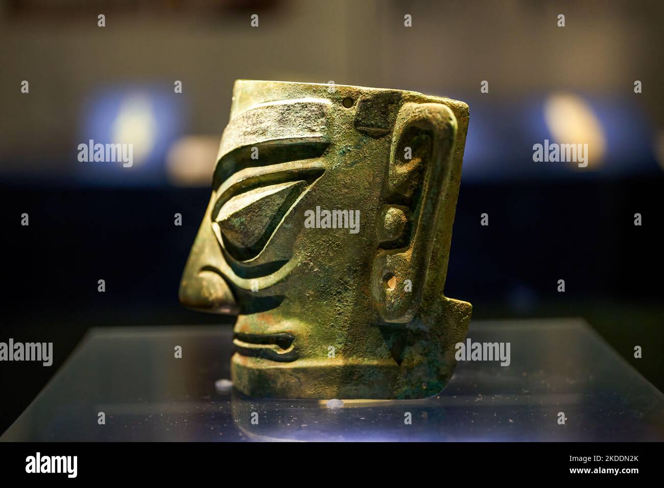 Bronze Mask Relics of Ancient Chinese Bashu and Sichuan Culture ...