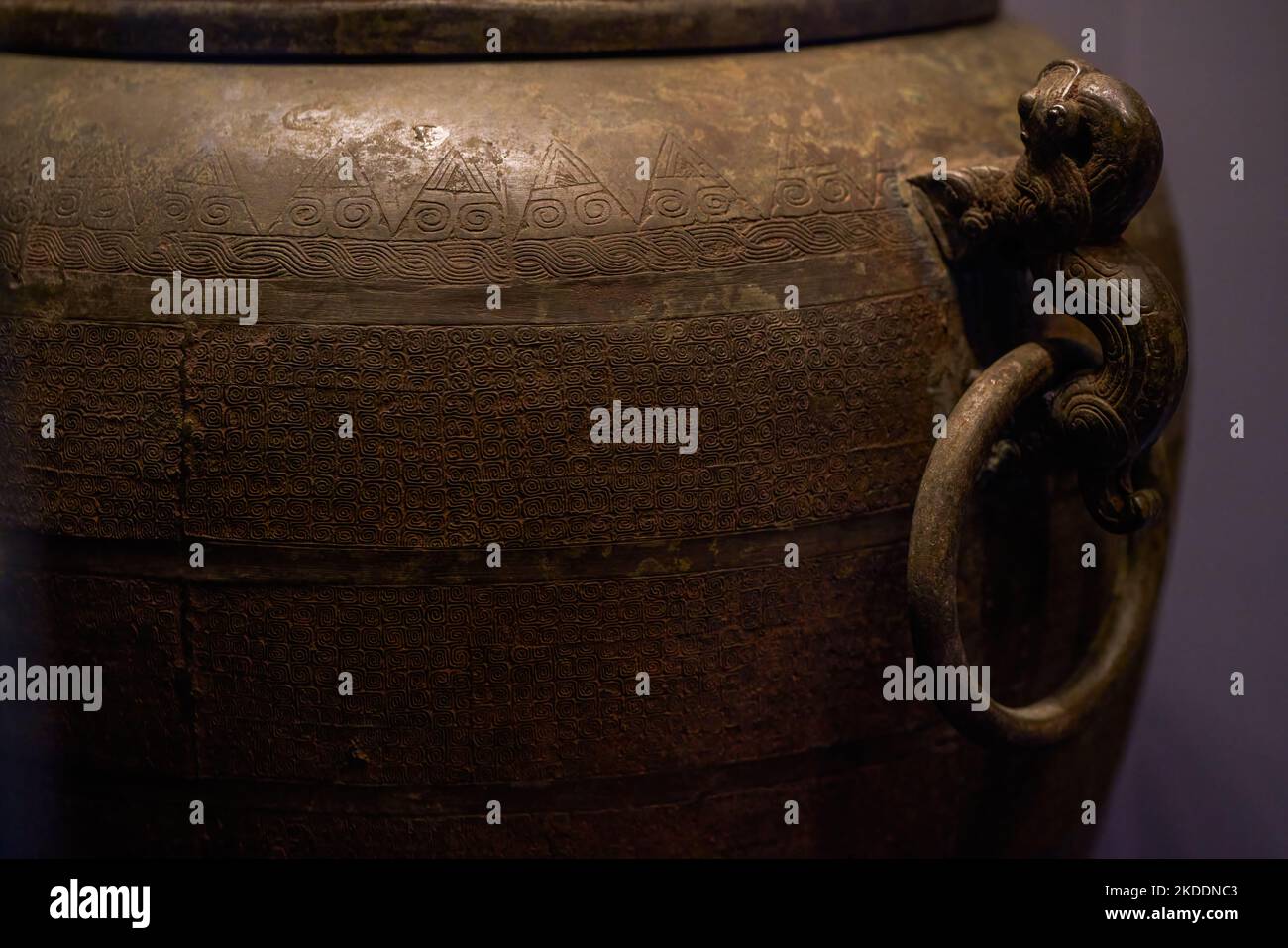 Bronze vessel cultural relics of Bashu and Sichuan culture in ancient ...