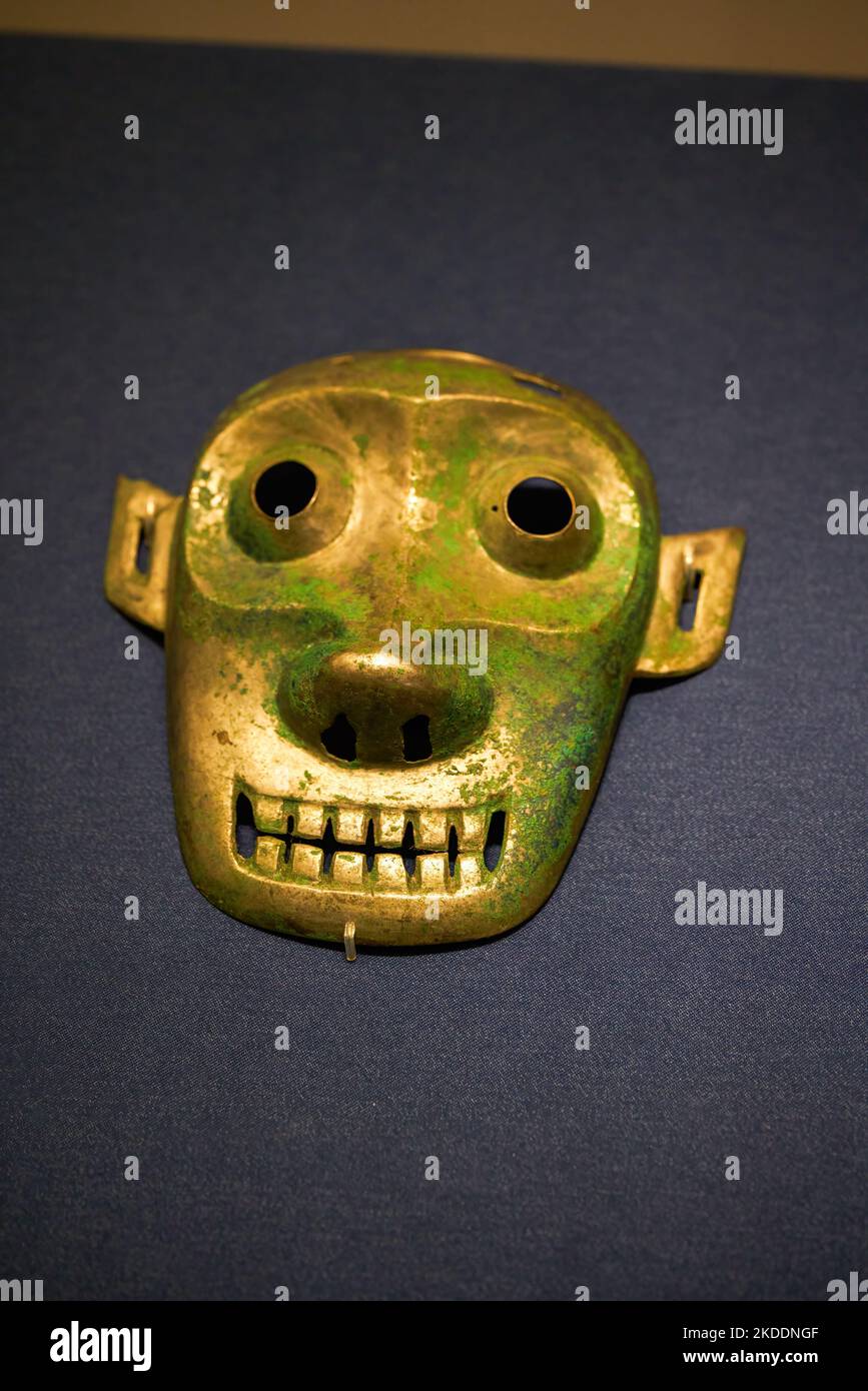 Ancient Chinese Bronze Mask Relics Stock Photo - Alamy