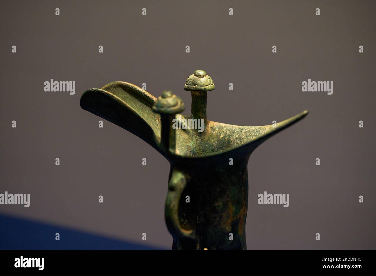 Bronze vessel cultural relics of Bashu and Sichuan culture in ancient ...