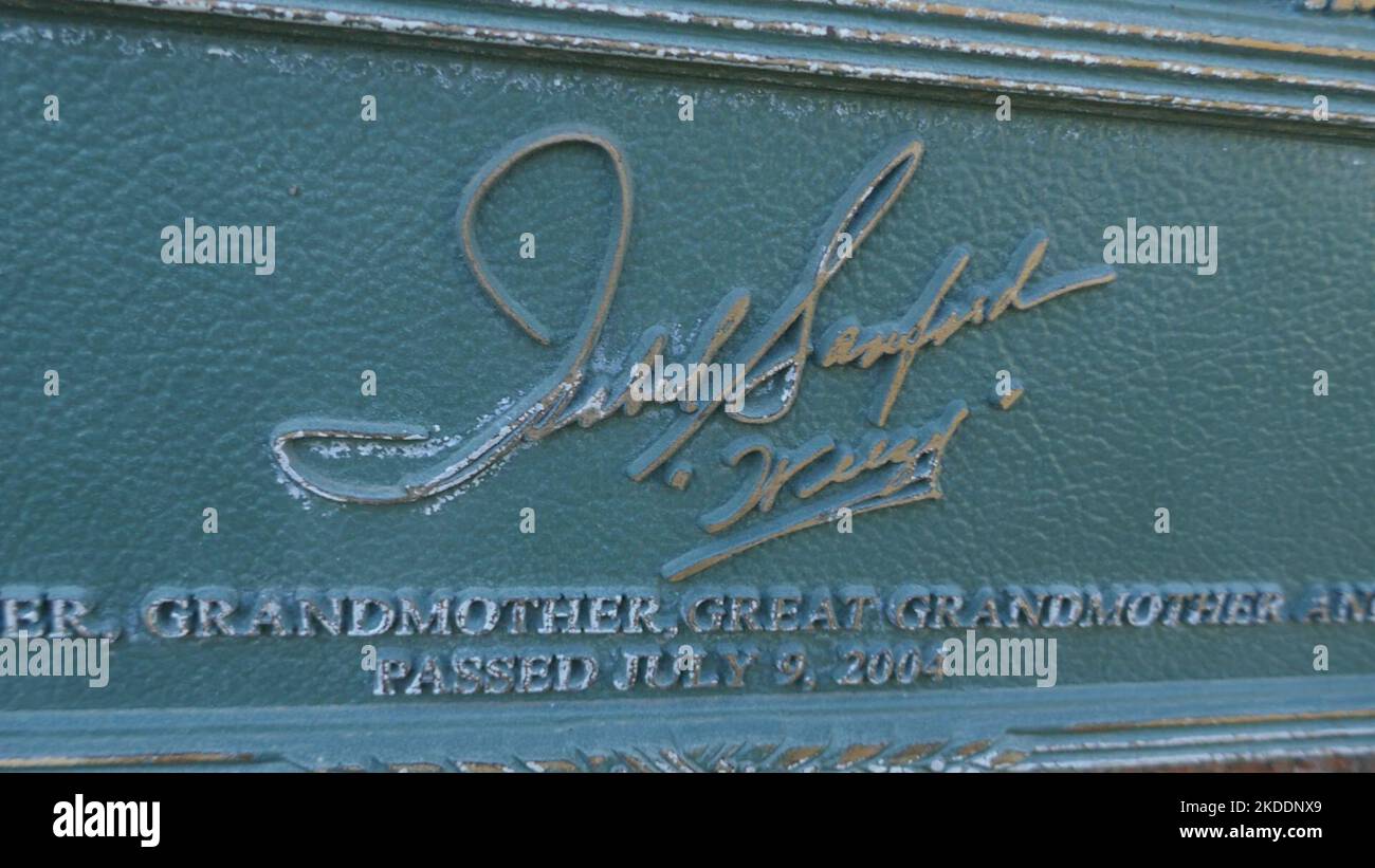 Weezie hi-res stock photography and images - Alamy