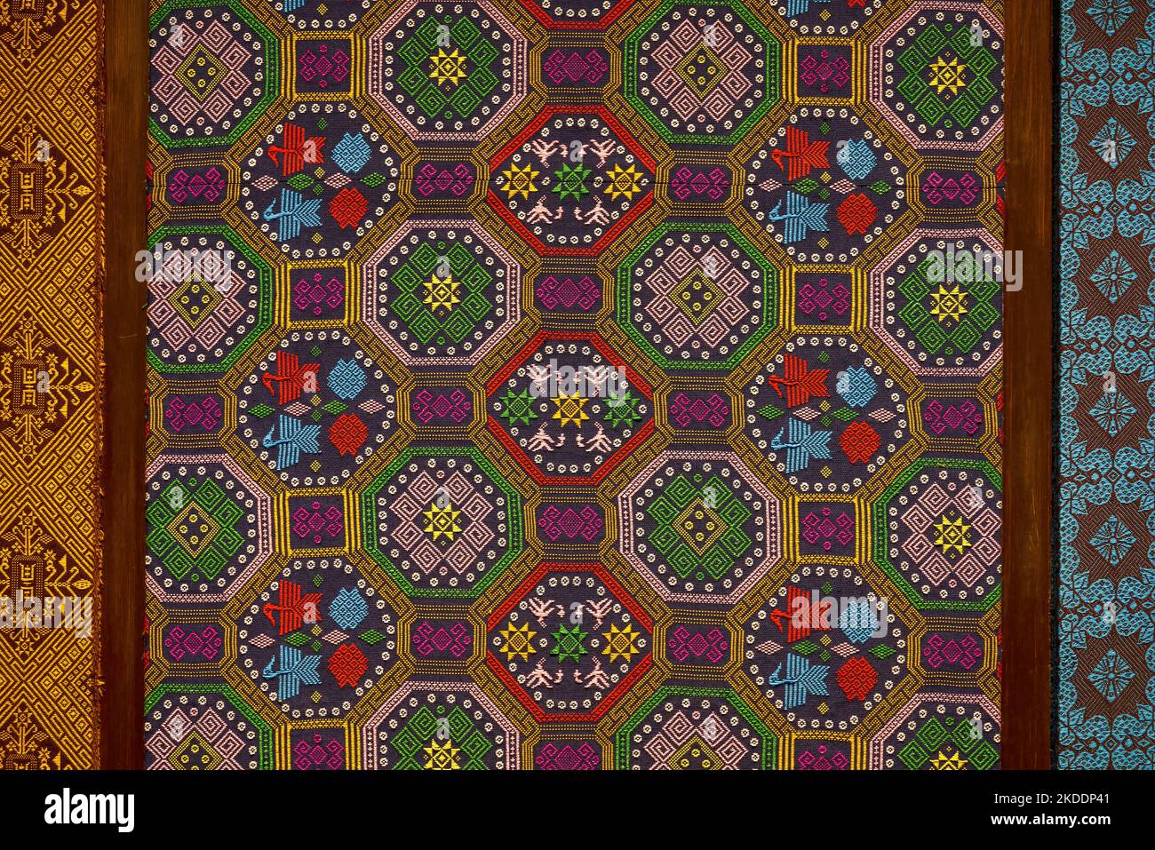 Ethnic vector patterns hi-res stock photography and images - Alamy