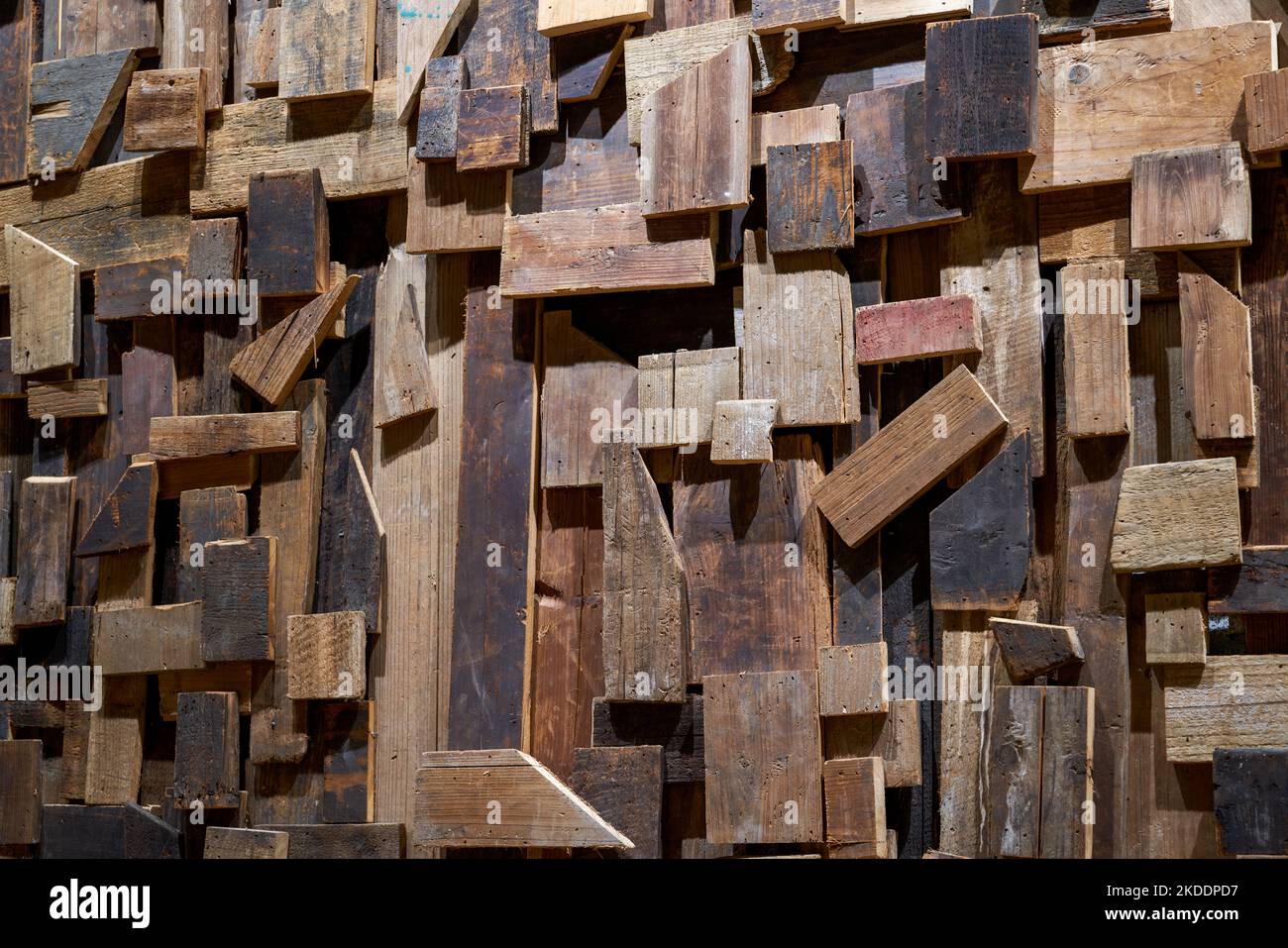 Timber planks covering a wall in a carpenter's shop Stock Photo - Alamy