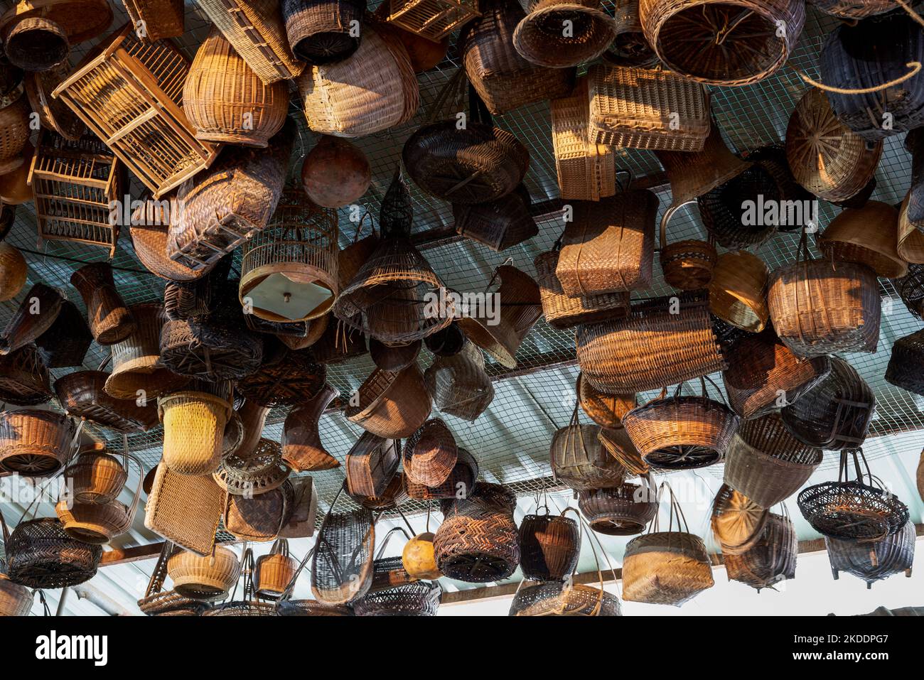 Baskets rattan shop store hi-res stock photography and images - Alamy