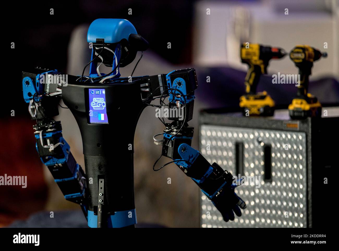 Long Beach, California, USA. 05th Nov, 2022. The robot built by AlterEgo in Genoa, Italy ...