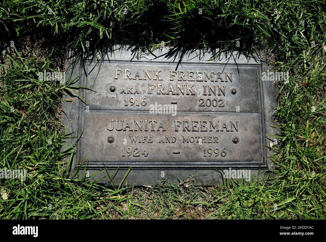 Los Angeles, California, USA 3rd November 2022 Animal Trainer Frank Inn's Grave in Tenderness ...