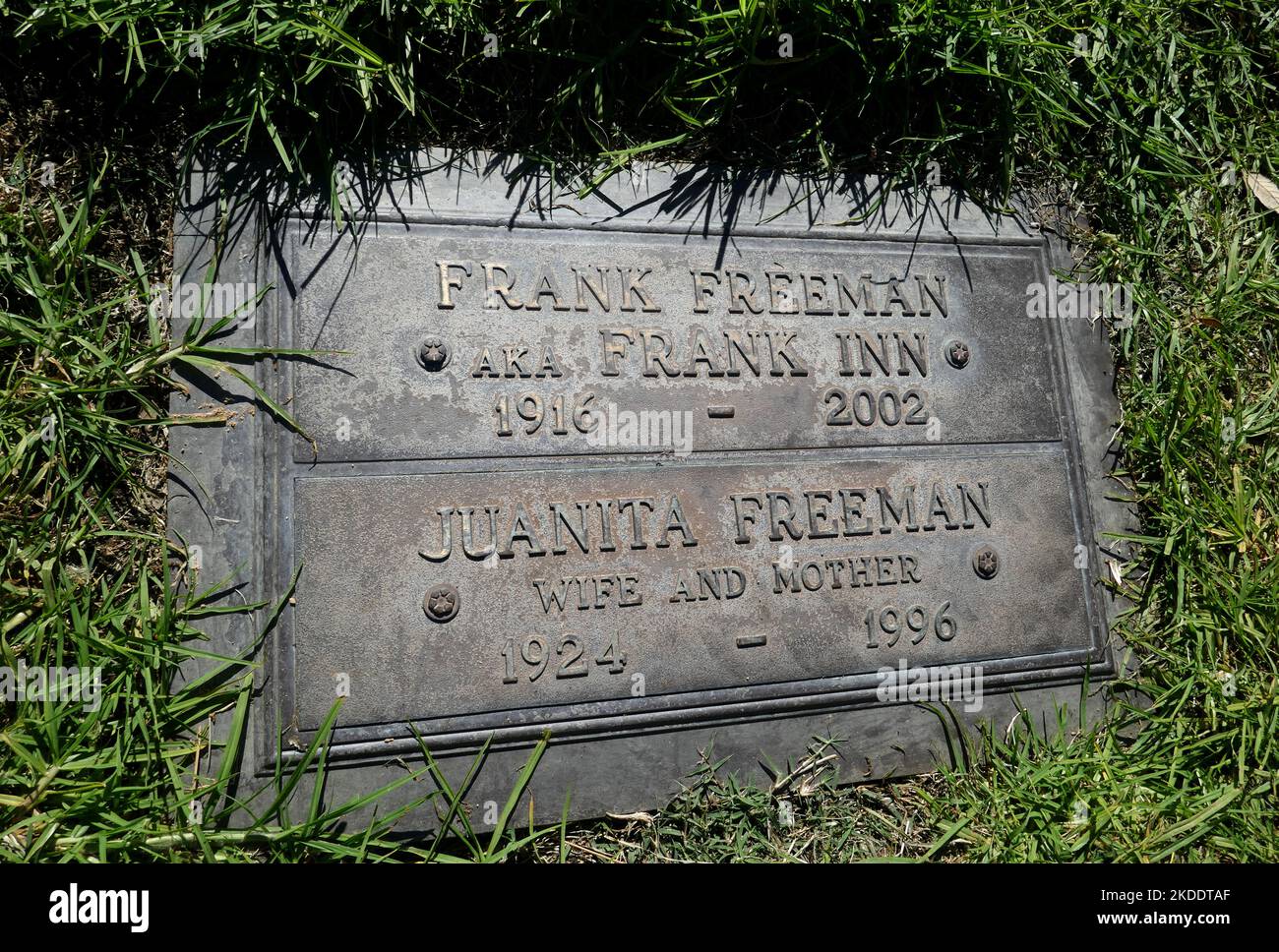 Los Angeles, California, USA 3rd November 2022 Animal Trainer Frank Inn ...