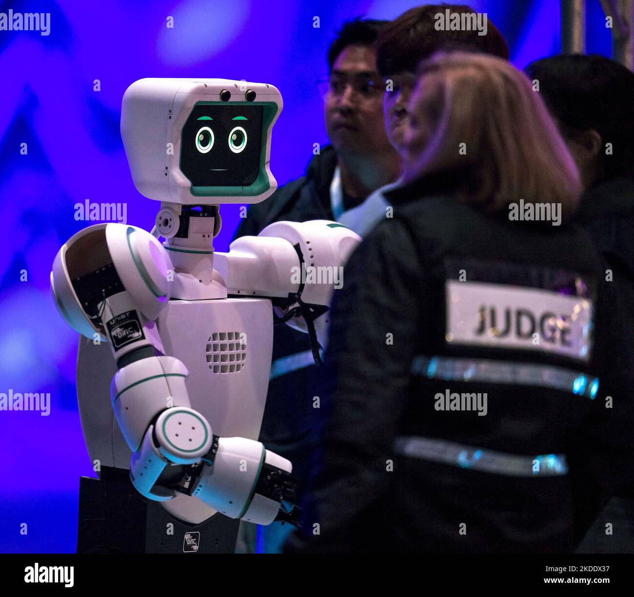 Long Beach, California, USA. 05th Nov, 2022. The robot built by Team ...