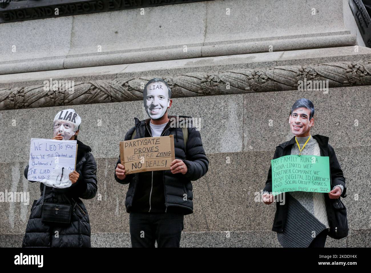 Politicians masks hi-res stock photography and images - Alamy