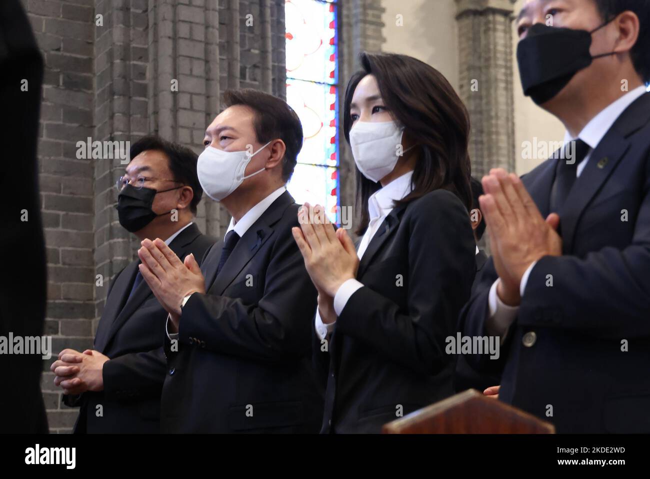 06th Nov, 2022. Mourning Halloween crowd crush victims President Yoon ...
