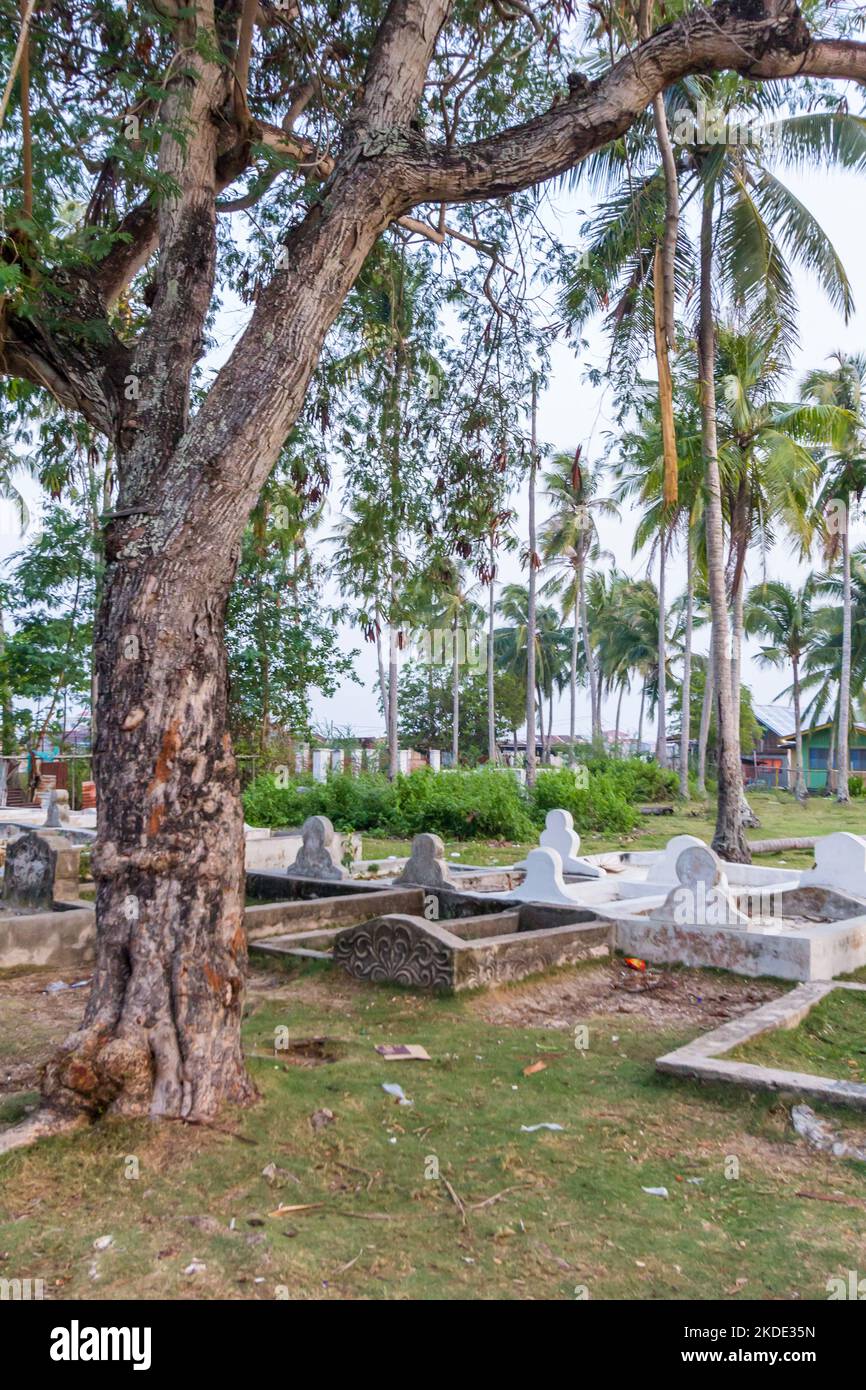 Badjao grave sites with 'sunduk' in Mindanao, Philippines Stock Photo ...