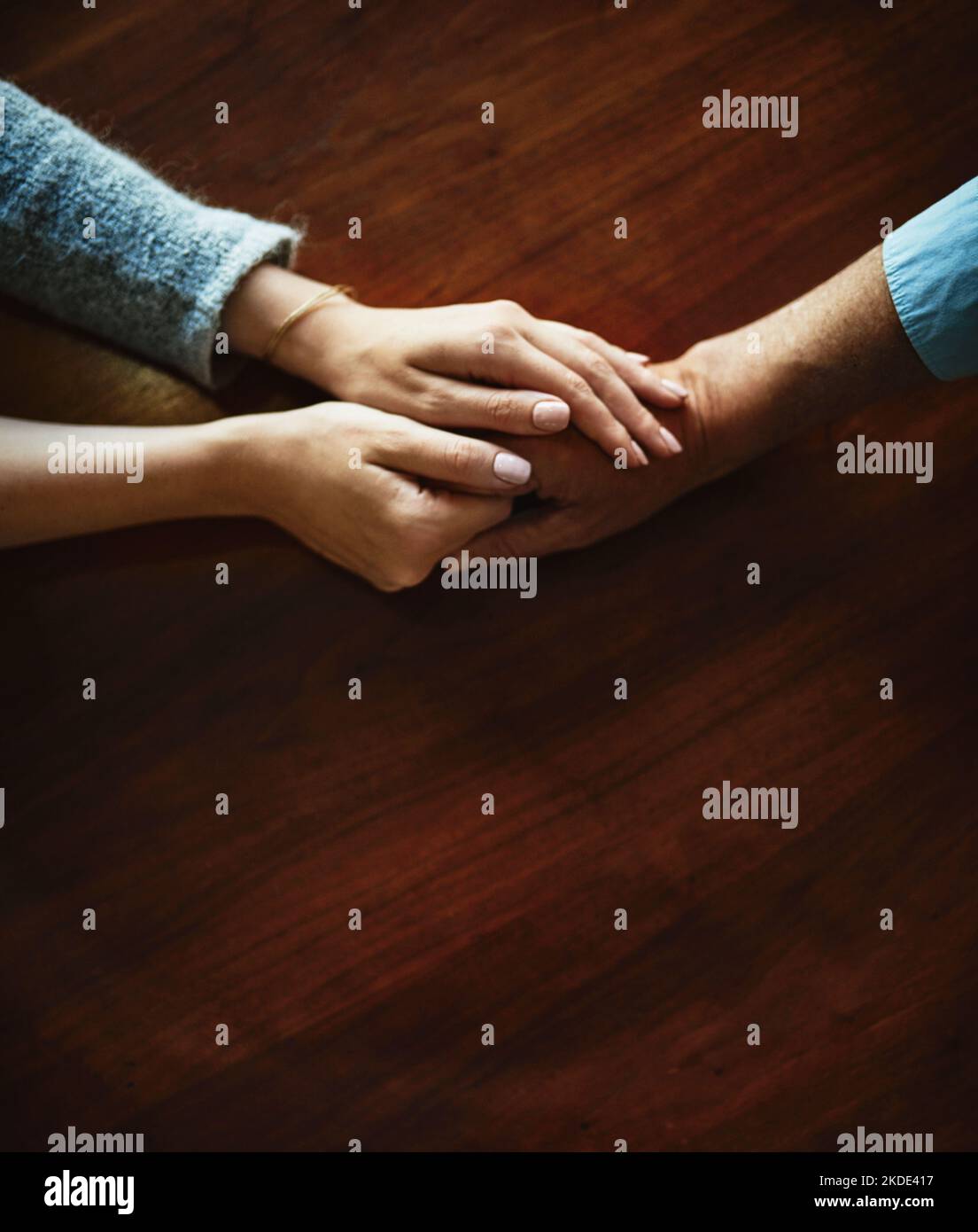 Im need two people hi-res stock photography and images - Alamy