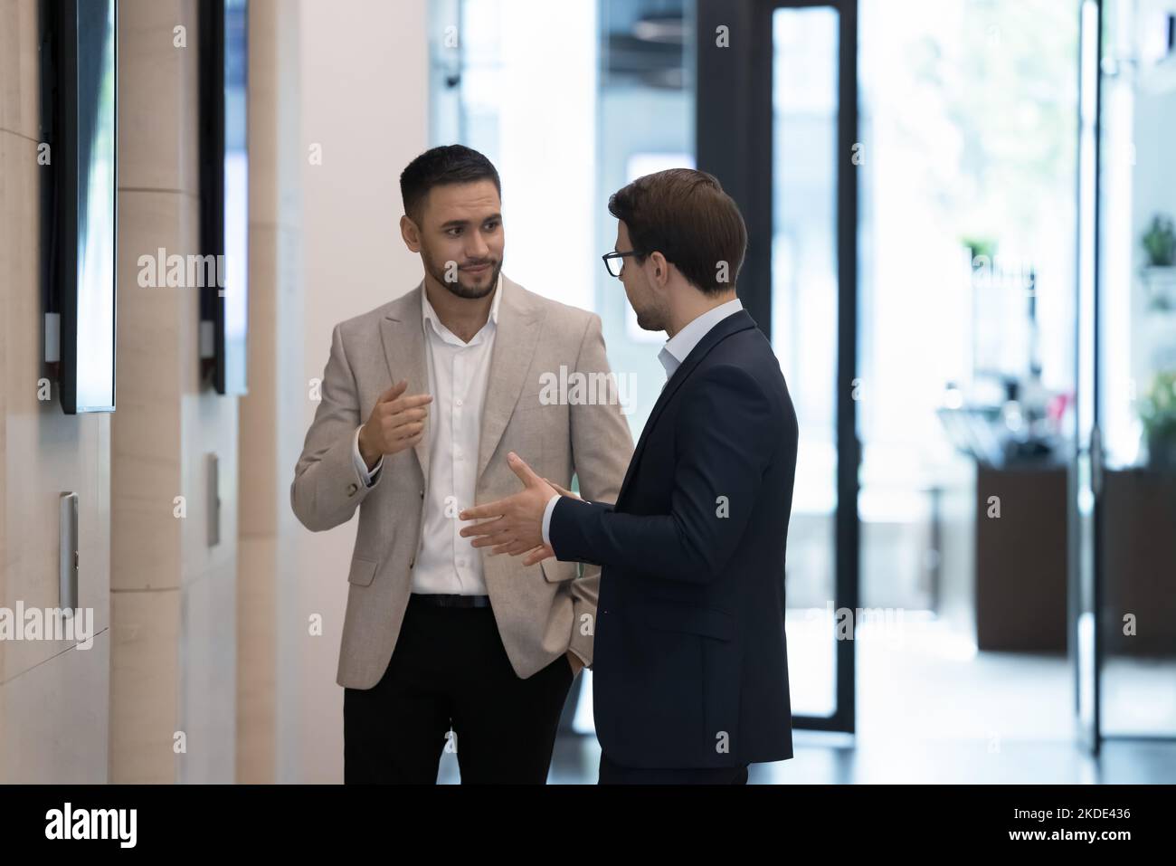 Meet mates hi-res stock photography and images - Alamy