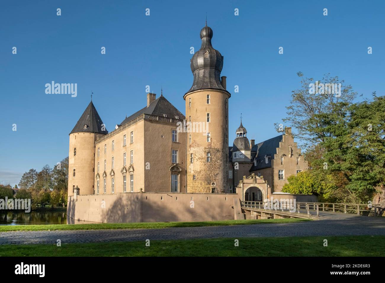 Gemen Castle, moated castle, Borken-Gemen, Muensterland, North Rhine ...