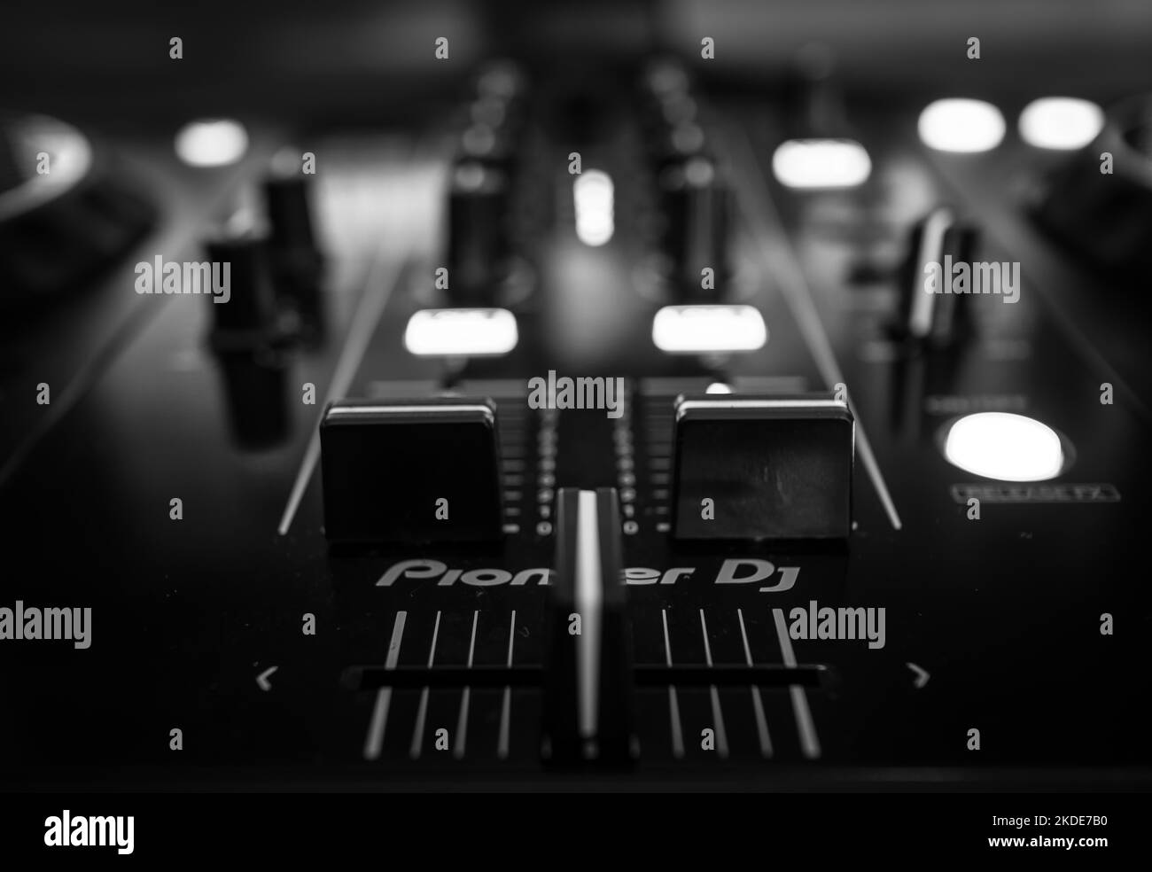 Pioneer dj Black and White Stock Photos & Images - Alamy