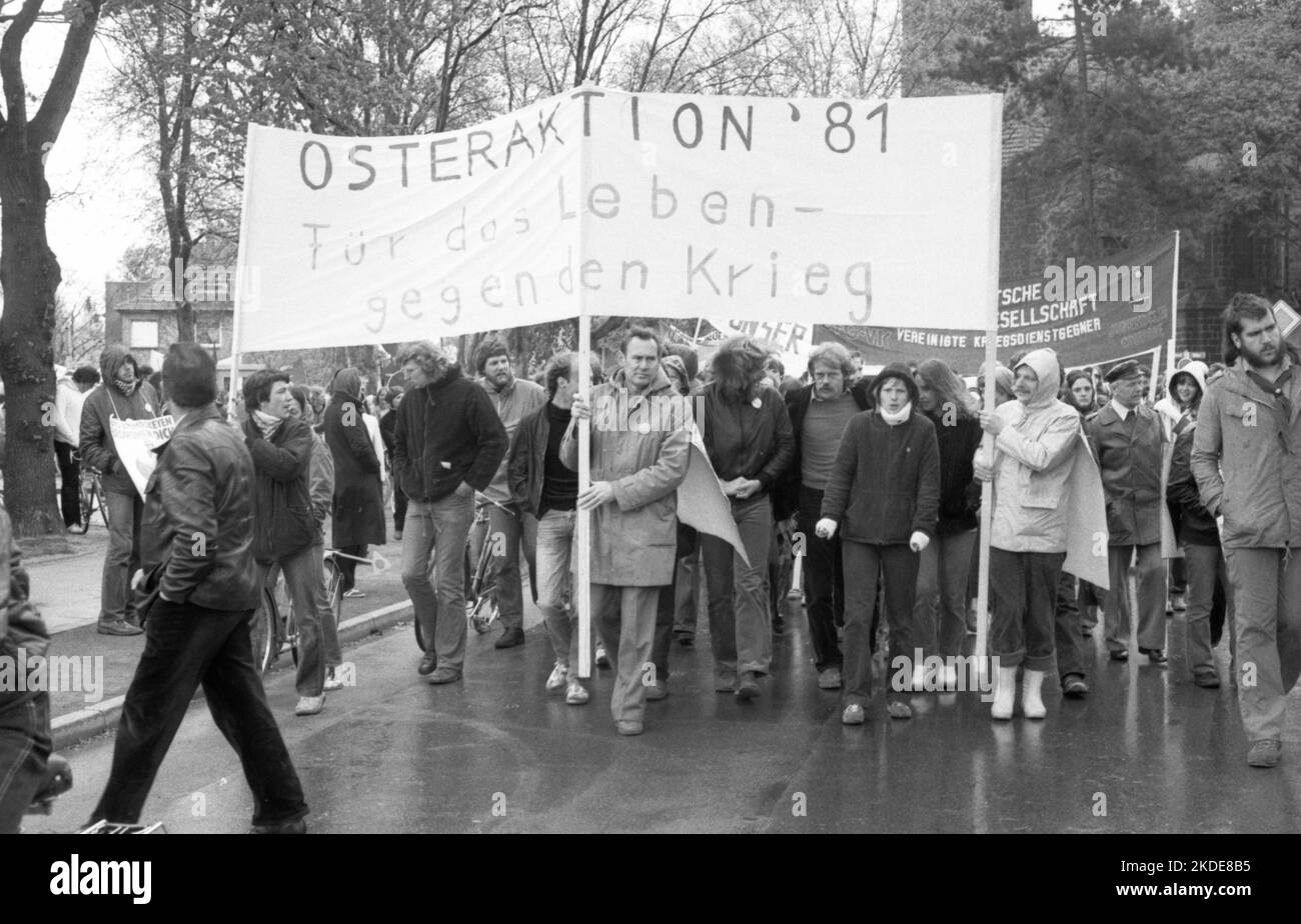 Easter action of the peace movement against nuclear missiles in the ...