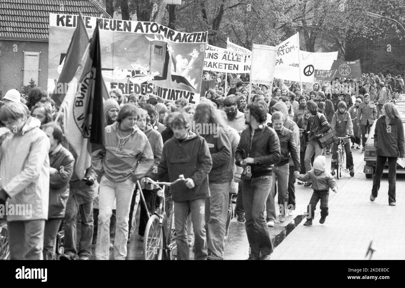 Easter action of the peace movement against nuclear missiles in the ...