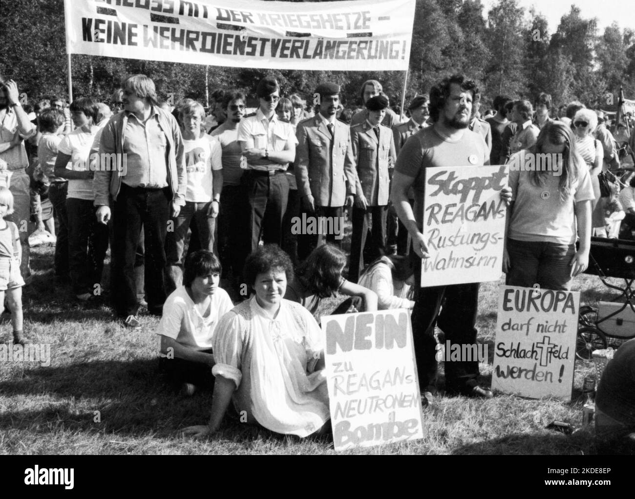 Flowers for Stukenbrock is the annual event to commemorate the murder ...
