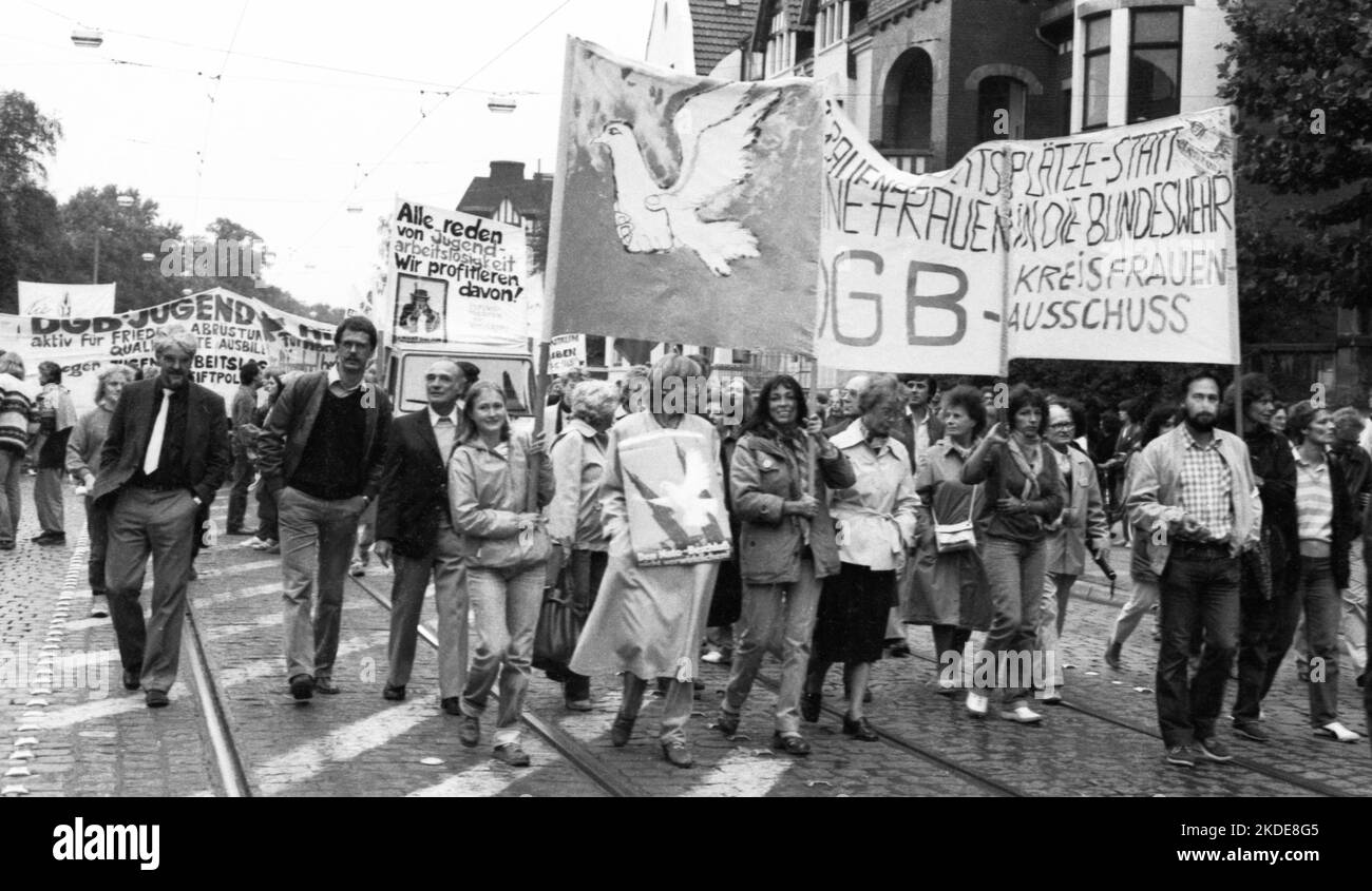The disarmament movement 1982 Black and White Stock Photos & Images - Alamy