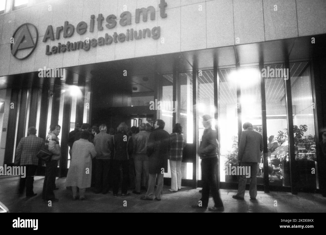 In the morning in front of the doors open in front of the labour office ...