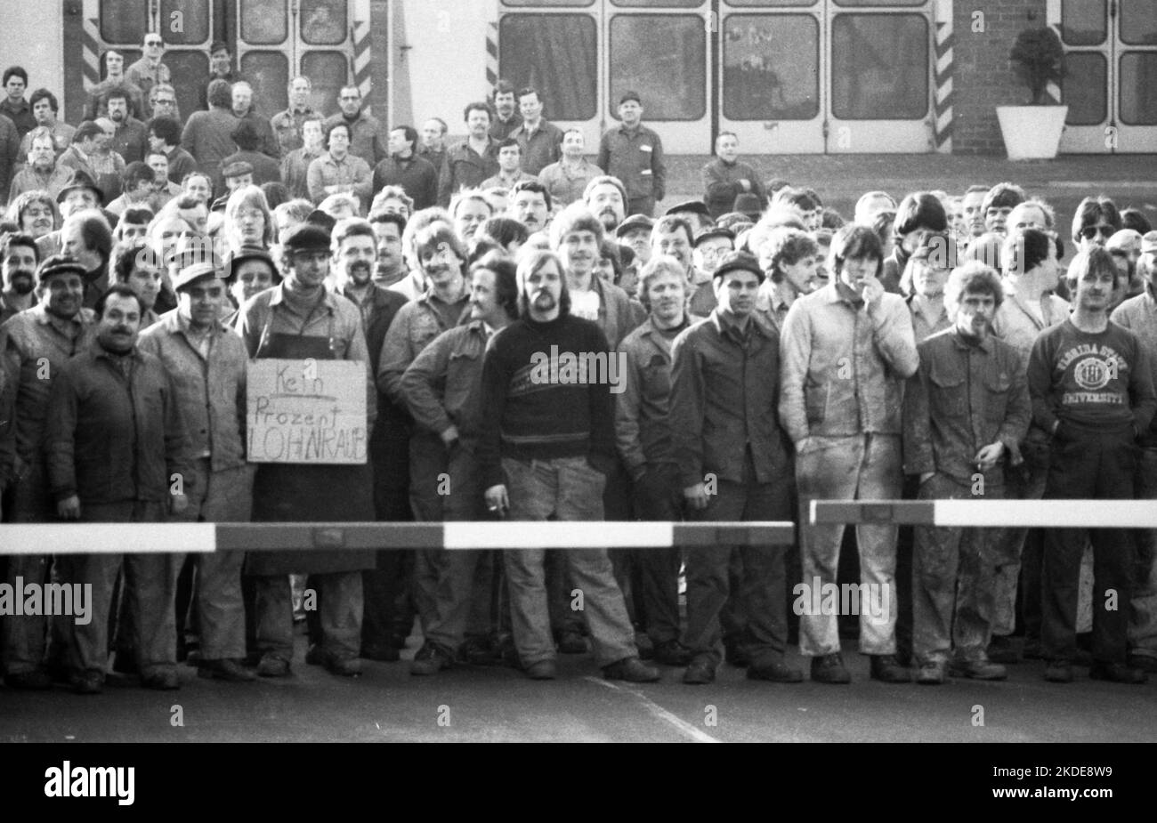 Steelworkers at Orenstein & paddock gathered for a spontaneous strike ...