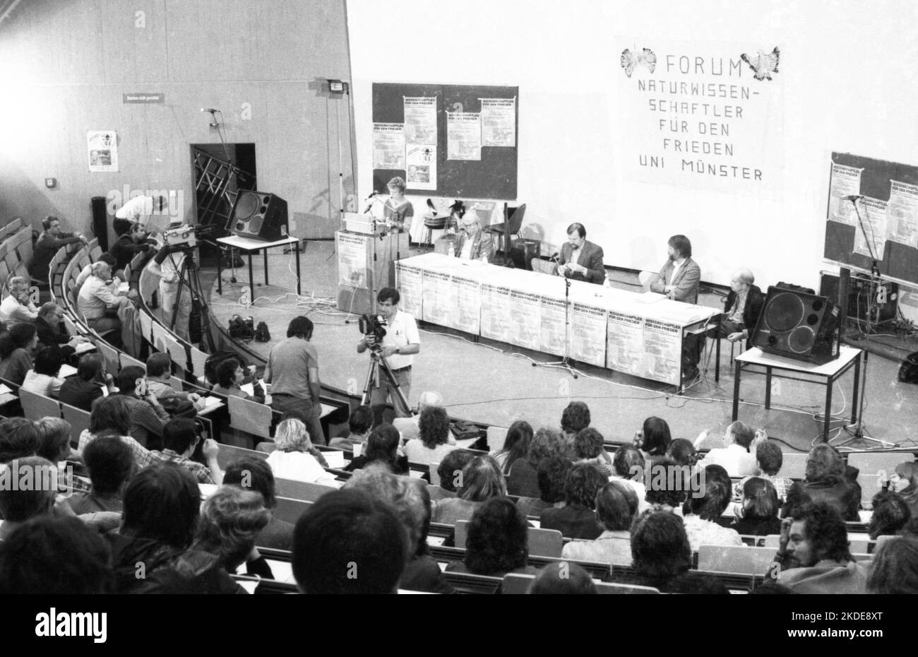 Scientists and educators deliberated on their positions on the ...