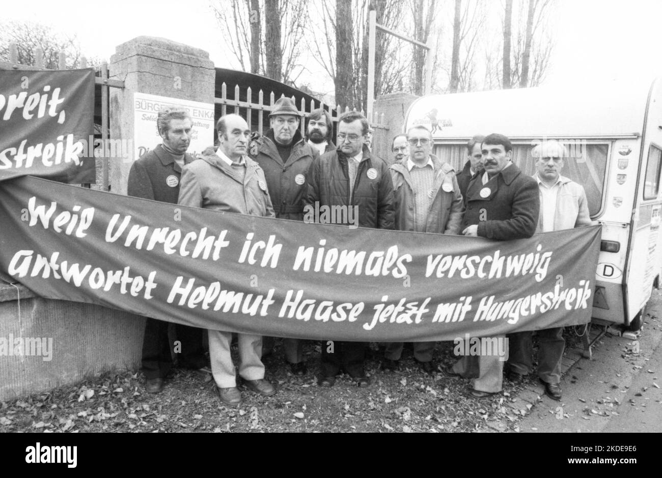 Enka works hi-res stock photography and images - Alamy