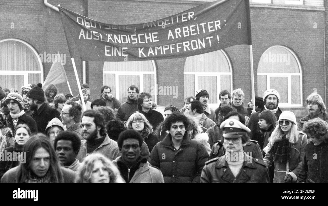 Diverse migration Black and White Stock Photos & Images - Alamy