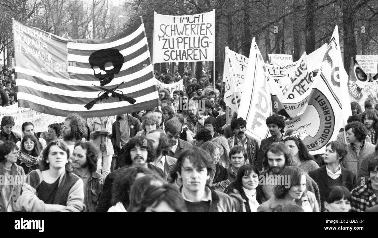 The occasion was the SPD party conference in 1982 for the Young ...