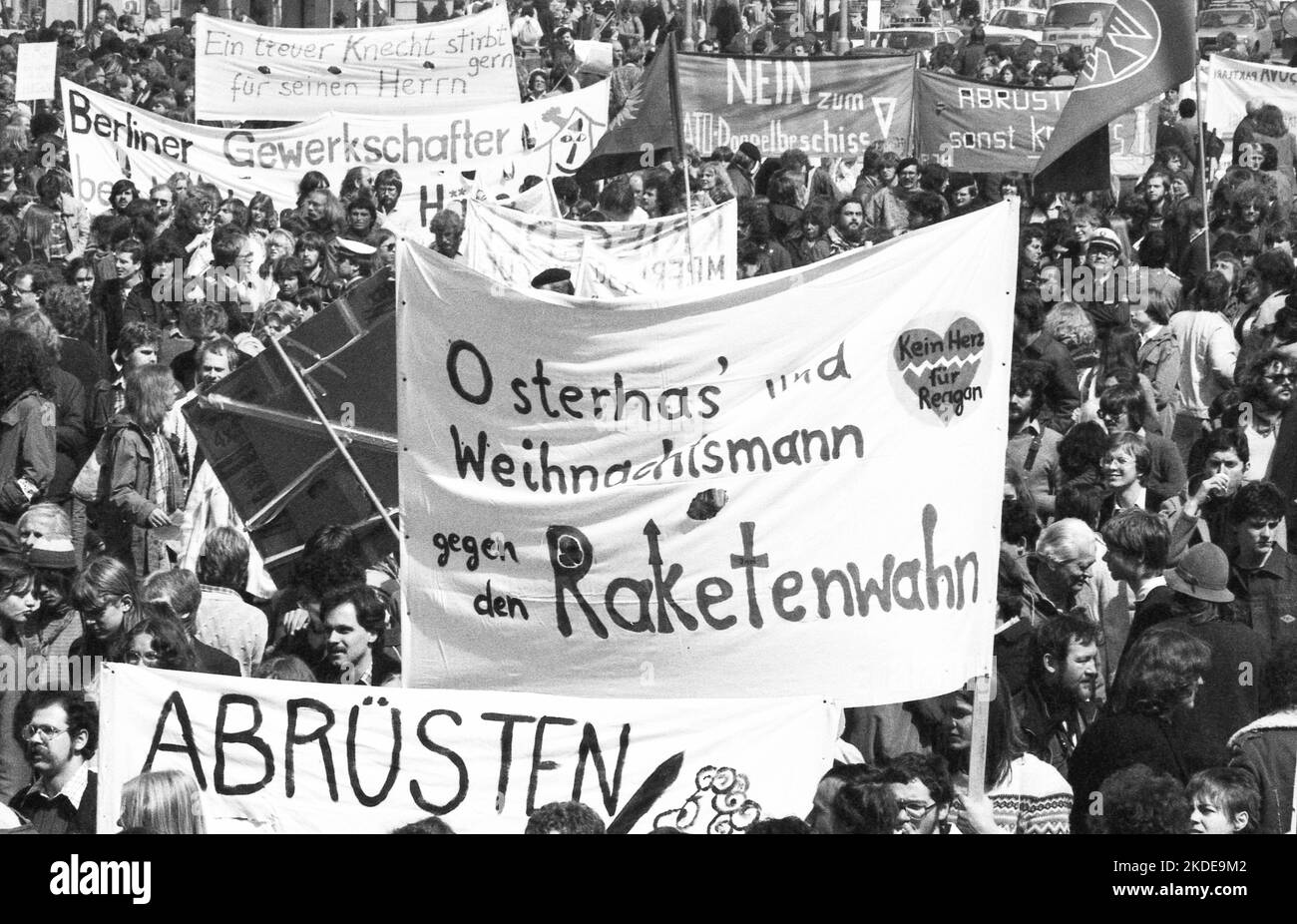 The occasion was the SPD party conference in 1982 for the Young ...