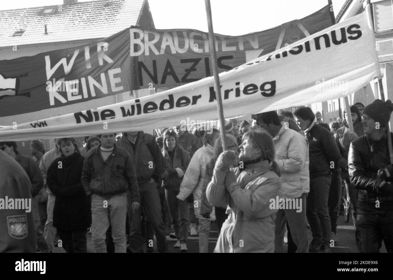 Accompanied by protests was the party conference of the extreme right ...