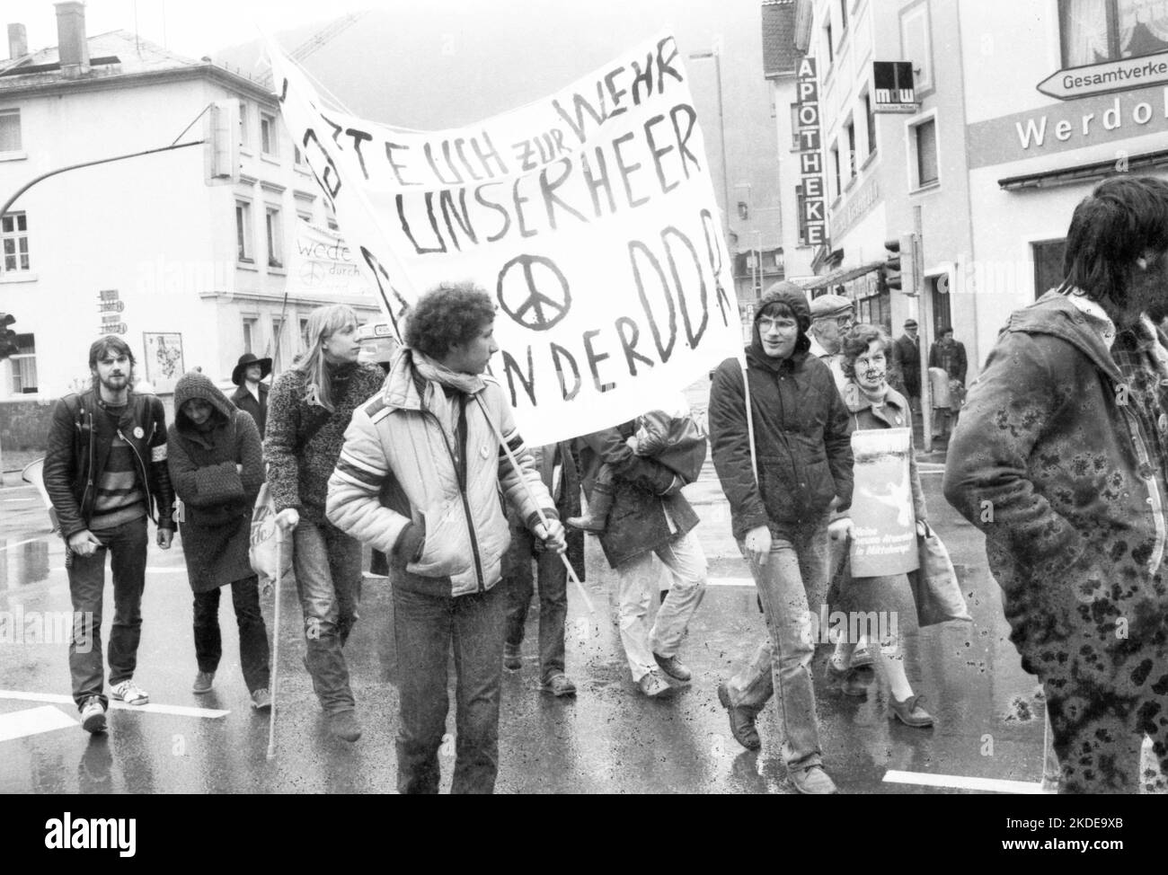 The disarmament movement 1982 hi-res stock photography and images - Alamy