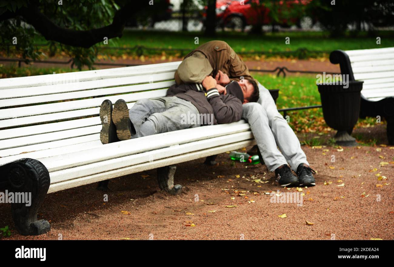 Homelessness hi-res stock photography and images - Alamy