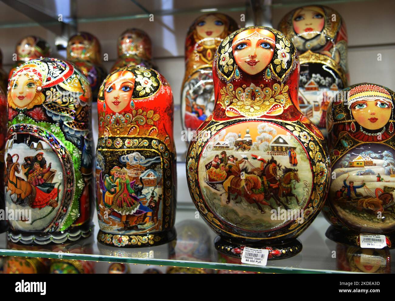 Saint Petersburg, historical city centre, souvenir shop, RUS, Russia ...